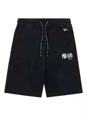 New Era Logo-patch Shorts - Black