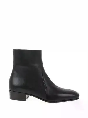 Valentino Garavani Pat Round-toe Boots - Black