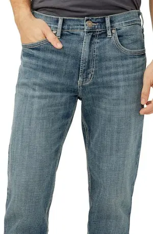 SILVER JEANS CO. Zac Relaxed Fit Straight Leg Jeans