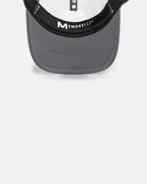 BLACK CLOVER Iron X Fitted Cap - Titanium