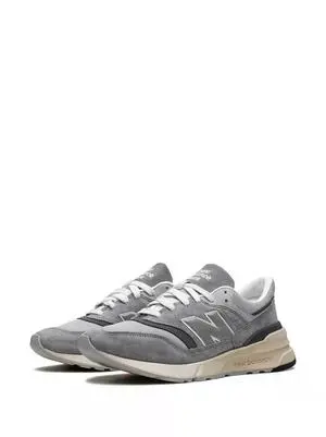 NEW BALANCE 997r Sneakers - Grey