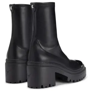 GIUSEPPE ZANOTTI Lionora Combat Boots - Black