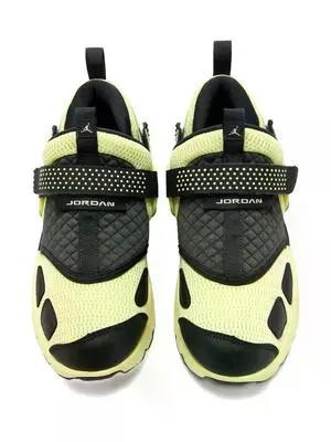 Nike Jordan Trunner Low-top Sneakers