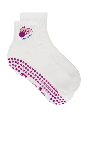 SOULS. Don't Give A Fig Grip Ankle Socks - Ivory
