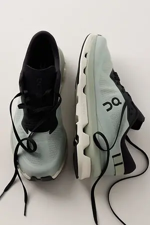 On CloudTec® Sneakers Mineral/black