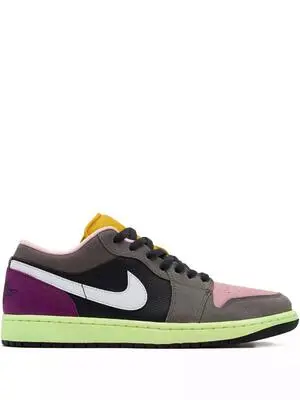 Nike Suede Panelled Low Top Sneakers
