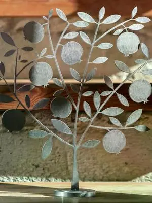 PRODUZIONE PRIVATA Pomegranate Tree Sculpture