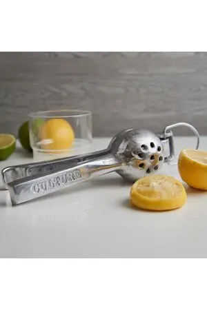 VERVE CULTURE Hand Juicer In Metallic