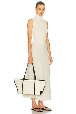 ST. AGNI Bateau Tote Bag