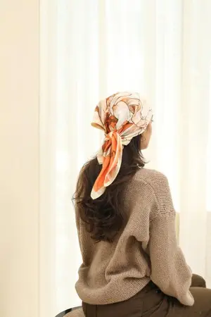 YOUZEY The Madeline Scarf - Orange