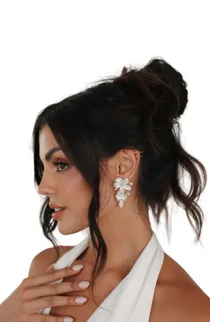 UNTAMED PETALS Louise Porcelain Flower Earrings