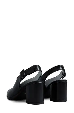 NEROGIARDINI Italian-leather Slingback Sandal