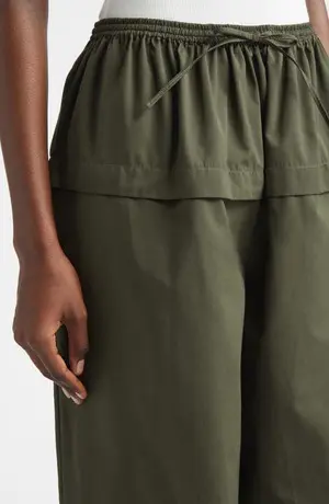 Alaïa Cotton Peplum Pants - Olive