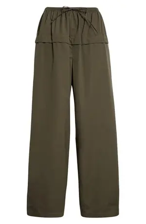 Alaïa Cotton Peplum Pants - Olive