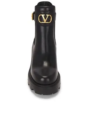 Valentino Garavani Vlogo Signature Beatle Boot