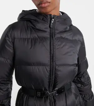 Max Mara Quilted Down Coat With Belt - Black