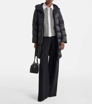 Max Mara Quilted Down Coat With Belt - Black