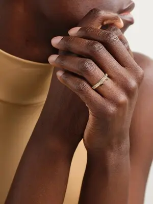 Yvonne Léon 9-karat Diamond Ring