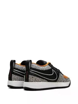 Nike Low Top Sneakers - Black
