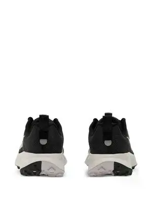Nike Wildhorse Sneakers