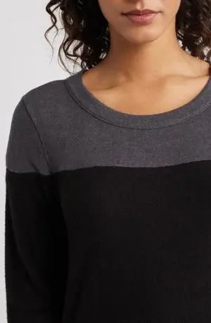 Loveappella Color Blocked Pullover - Grey/black