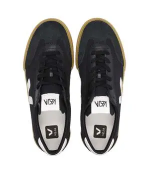 VEJA Low Top Sneakers