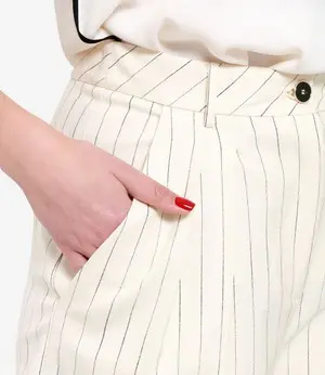 SIMONA CORSELLINI Pinstriped Wide-leg Shorts