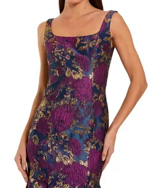 Mac Duggal Brocade Sleeveless Scoop Neck Trumpet Gown