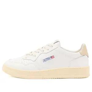 AUTRY 01 Medalist Low Leather Sneaker