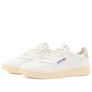 AUTRY 01 Medalist Low Leather Sneaker