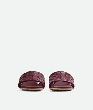 Bottega Veneta Intrecciato Leather Kitten-heel Mule Sandal - Barolo