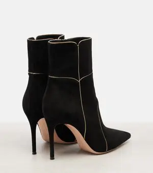 GIANVITO ROSSI 95 Suede Ankle Boots - Black