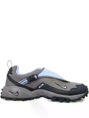 Nike Slip-on Sneakers