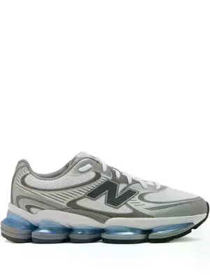 NEW BALANCE 2000 Sneakers - Grey