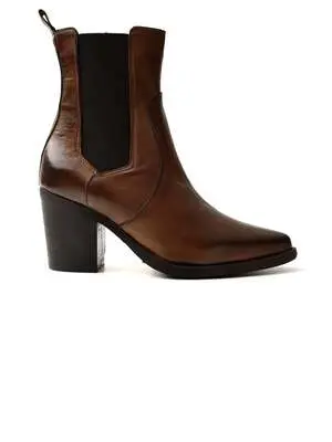 Zoe Chelsea Boot