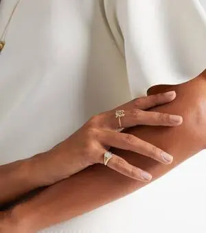 Yvonne Léon Berlingot Diamond And Yellow Ring - Gold