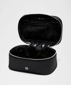 Lululemon Travel Toiletry Bag 3.5l - Black/black/silver
