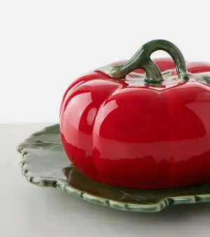 BORDALLO PINHEIRO Tomato Earthenware Butter Dish - Multicoloured