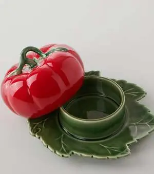 BORDALLO PINHEIRO Tomato Earthenware Butter Dish - Multicoloured