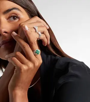 Yvonne Léon Malachite And Diamond Ring