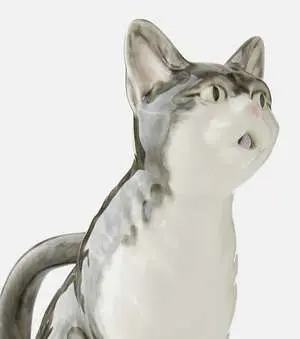 BORDALLO PINHEIRO Cat Pitcher