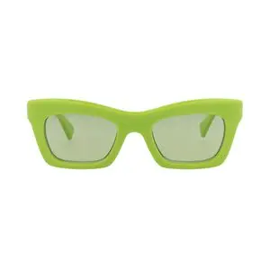 Gucci Cat Eye Frame Sunglasses