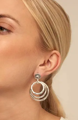 UNODE50 Irregular Hoop Earrings