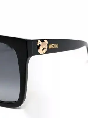 Moschino Oversized Sunglasses