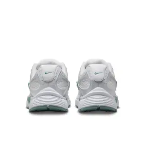 Nike V5 Rnr Sneakers With Reflective Details