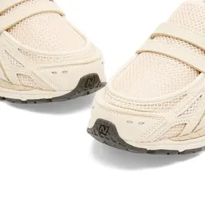 NEW BALANCE 1906l Sneaker