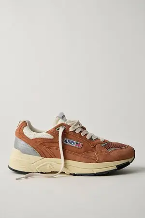 AUTRY Hyperway Low Suede Sneakers