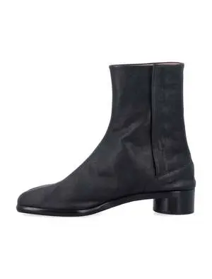 MAISON MARGIELA Tabi Ankle Boots - Black
