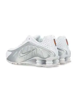 Nike Shox R4 Sneakers