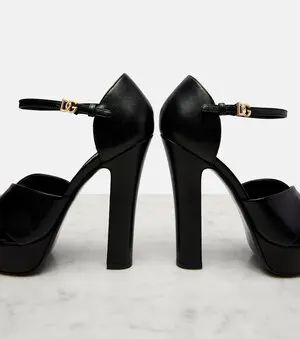 Dolce & Gabbana Leather Platform Sandals - Black